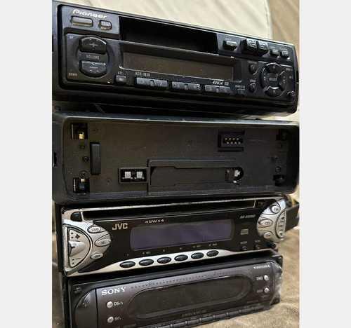 Магнитолы pioneer Sony jvc