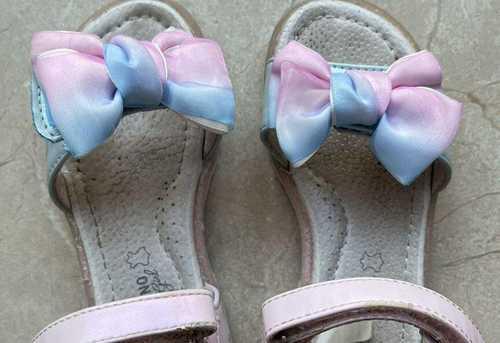 Босоножки/сандали для девочки