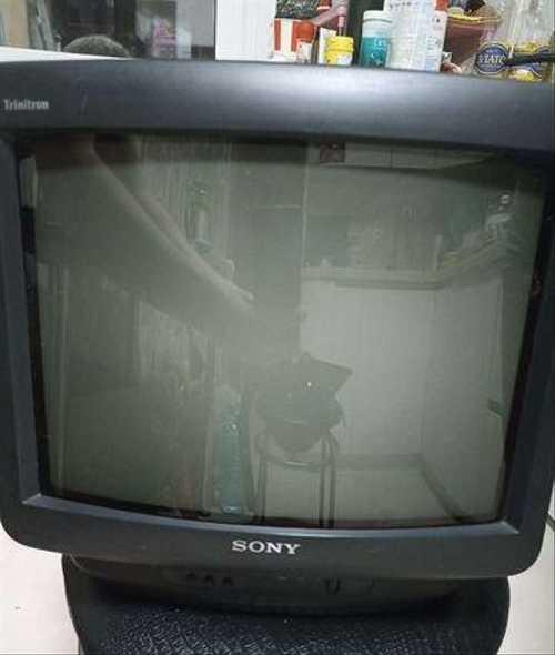 Телевизор Sony + кронштейн на стену