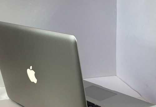 MacBook Pro 15 (2010), 750 ГБ, Core i5, 2.4 ГГц, RAM 4 ГБ, GeForce GT 330M 0.5 ГБ