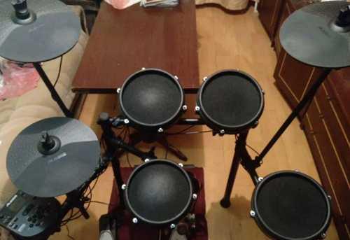 Ударная установка Alesis Nitro Mesh Kit