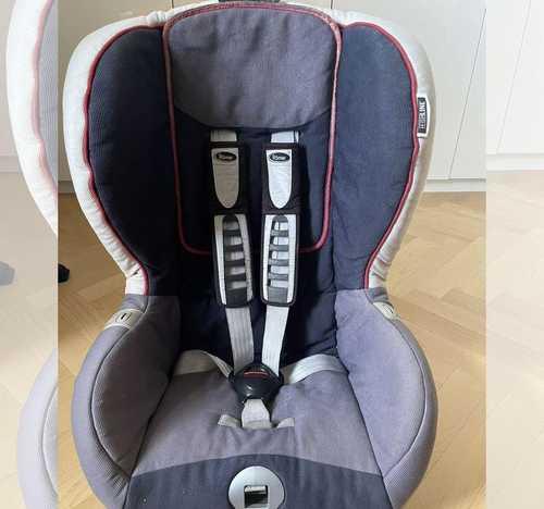 Автомобильное кресло britax romer duo