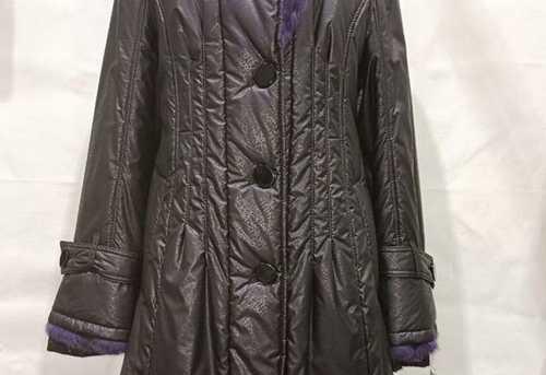 Болоневое женское пальто демисезонное