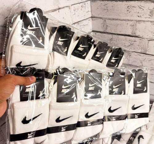 Высокие носки Nike белые
