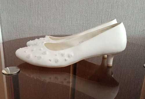 Туфли женские свадебные 41 размер