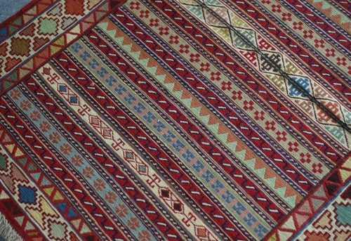 Пара новых килимов ручной работы 1,5 на 1 Иран