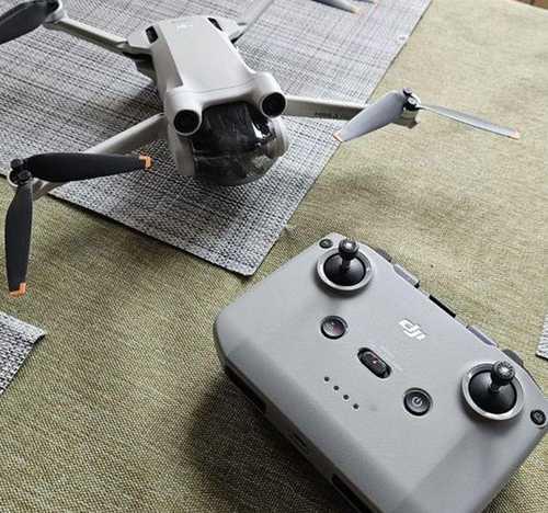 Квадрокоптер dji mini 3 pro fly more combo kit