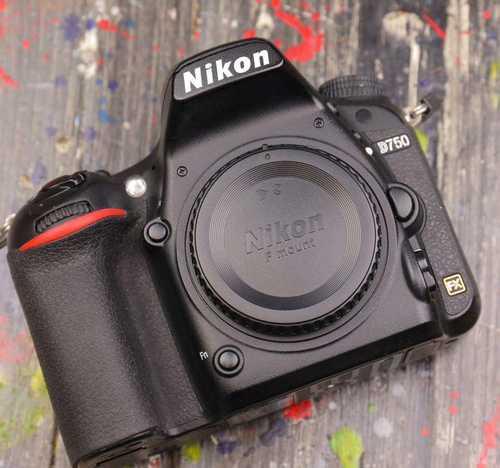 Nikon D750 Body s/n 638