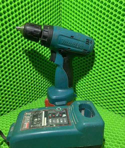 Шуруповерт Makita 6270D