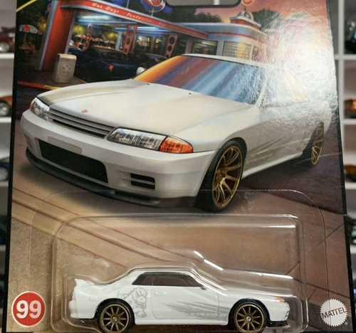 Hot Wheels Premium Nissan Skyline GT-R (BNR32)