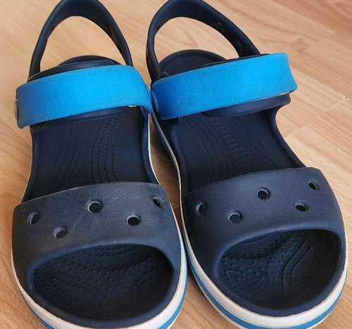 Сандалии crocs J1