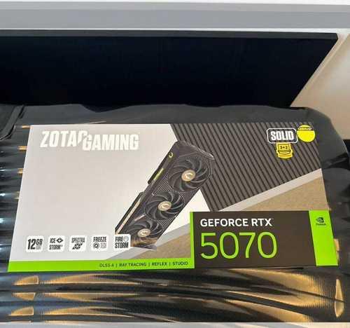 Zotac gaming GeForce RTX 5070 solid