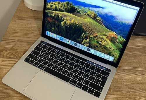 MacBook Pro 13 (2019), 256 ГБ, Core i5, 1.4 ГГц, RAM 16 ГБ, Intel Iris Plus Graphics 645