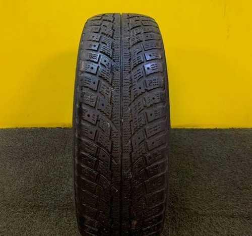 Kumho I'Zen RV Stud KC16 215/60 R17 100T