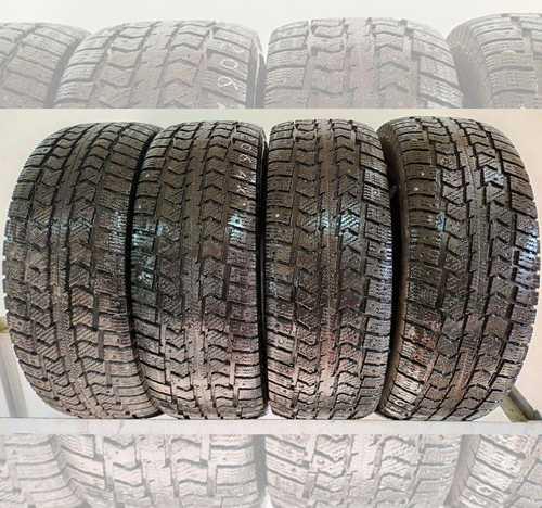 Viatti Vettore Inverno V-524 235/65 R16