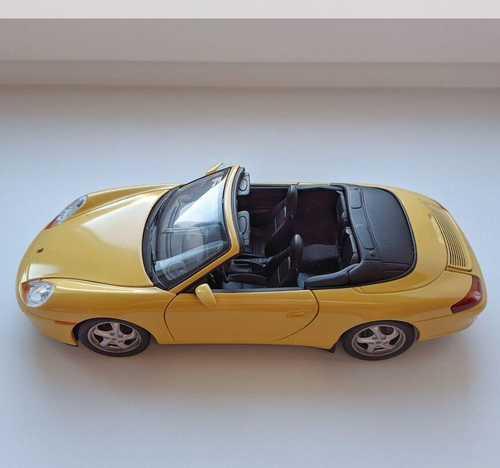 Porsche 911 (996) Carrera Cabriolet