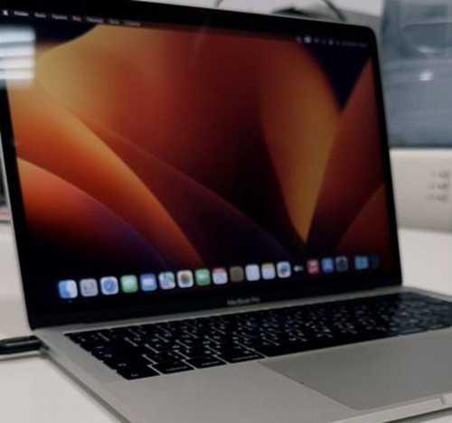 Macbook pro i5 2017