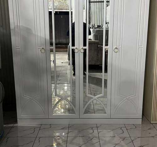 Шкаф распашной/32