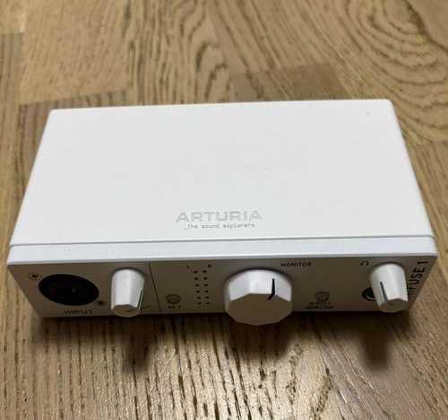 Звуковая карта arturia minifuse 1