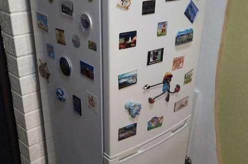 Продам холодильник Dexp
