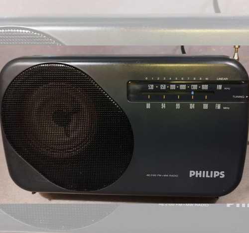 Pадиоприёмник "philips" типа AE-2100