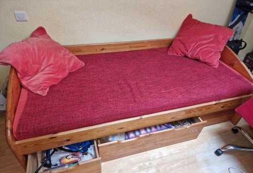 Кровать диван из массива сосны бу