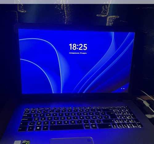 Asus vivobook pro 17