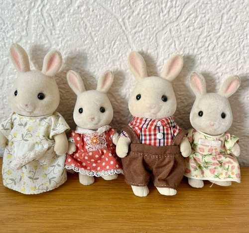 Sylvanian families семья кроликов