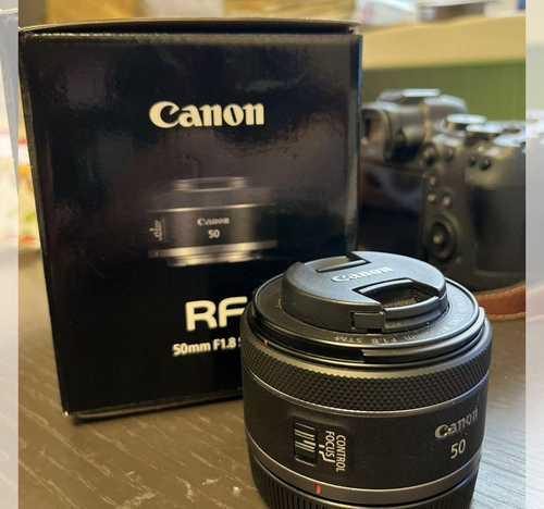 Объектив canon RF 50mm f 1.8 stm