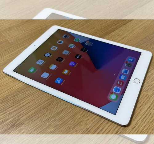 iPad air 2 16gb gold