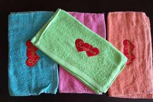 Махровые полотенца новые 8 марта
