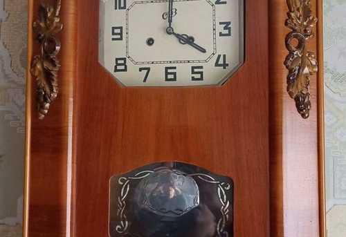 Часы настенные Янтарь с маятниковым боем