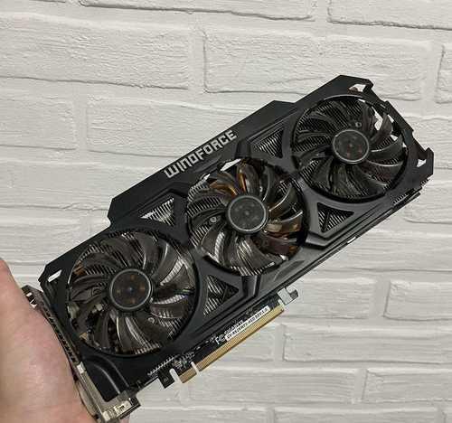 Видеокарта Radeon R9 290 4gb