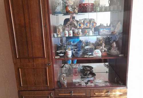 Продаётся сервант