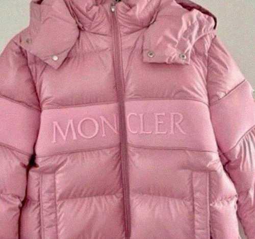 Пуховик Moncler розовый женский