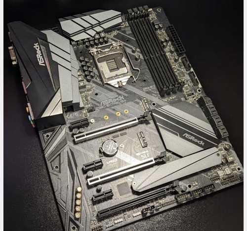 Материнская плата ASRock Z390 Exterme4 (На запчаст