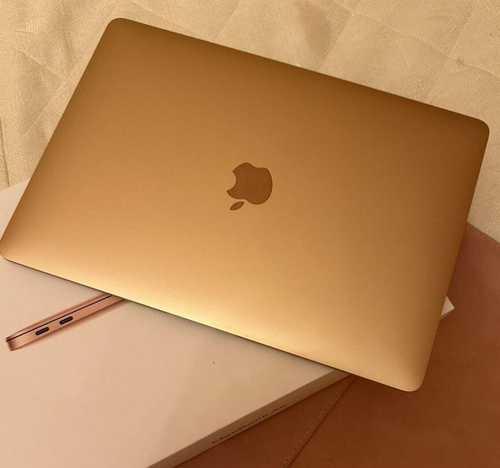 MacBook Air 13 2020