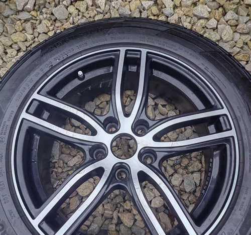 215/60 R17 Continental ContiCrossContact LX2 Лето Литые R17 pсd:5x114.3 ет:37 DIA:66.5