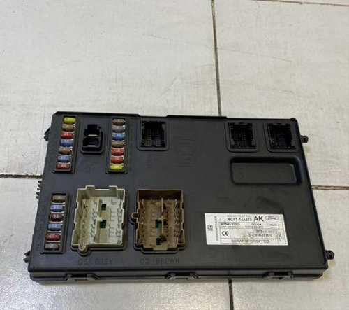 Блок предохранителей Ford Transit L1H1 2006-2012