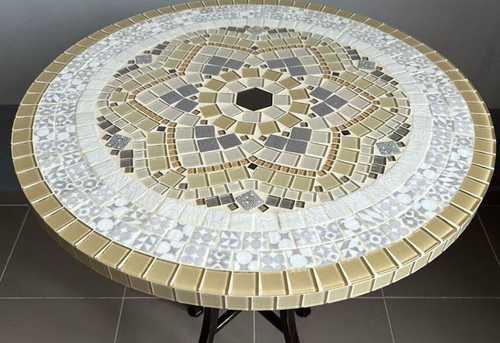Кованый столик с мозаикой, ручная работа