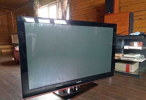 Телевизор Samsung PS-50B530S2 рабочий 50" (127 см)