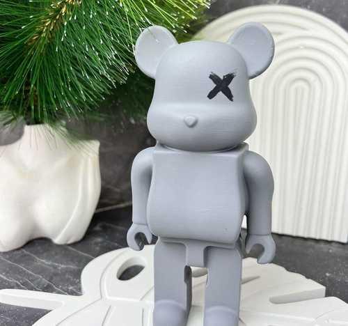 Мишка bearbrick