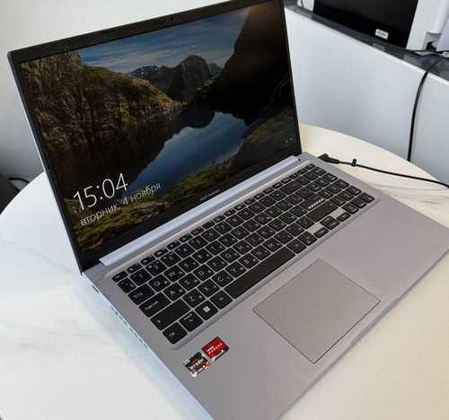 Ноутбук Asus VivoBook 15 M1502I