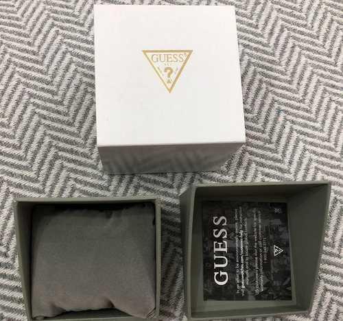 Коробка от часов Guess