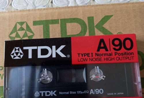 Аудио кассеты новые запечатанные TDK