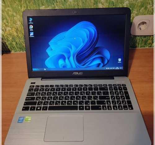 Asus x555l i7/12gb/SSD256gb/HDD1000gb