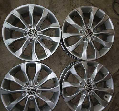 Литые диски Volkswagen R16 5*112 реплика