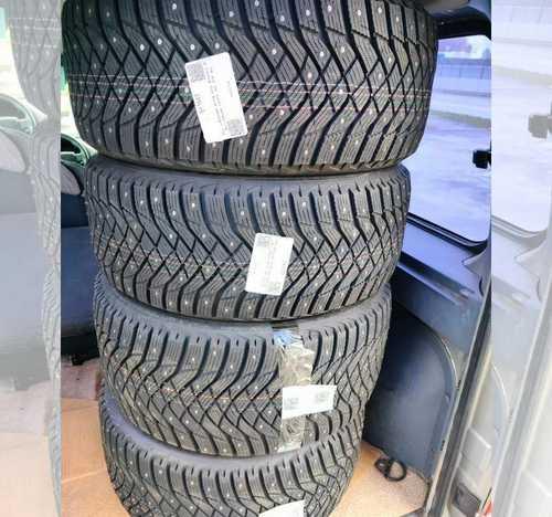 Goodyear UltraGrip Arctic 2 245/45 R19 и 275/40 R19 102T