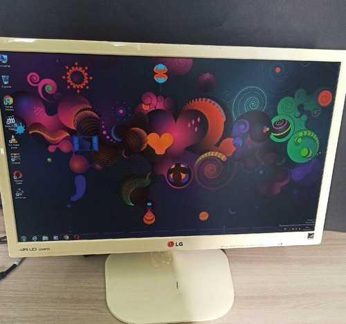 Монитор LG 22" FullHD