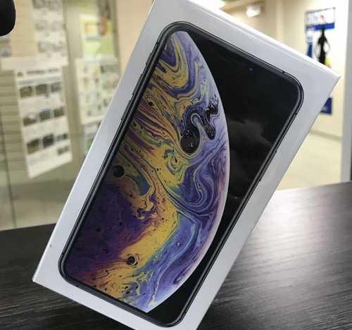 iPhone Xs, 64 ГБ